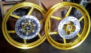 Bagiaman Warna Pelek Motor Beat yang Bagus? Ini 11 Pilihannya!