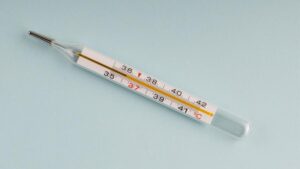 Pengertian Termometer: Fungsi, Jenis dan Cara Penggunaannya - Madenginer